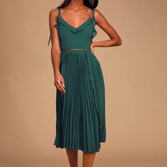 Lulu's | Dresses | Nwtnever A Dull Moment Emerald Green Tiestrap ...